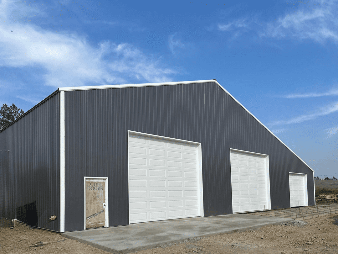 #13603 - 60 x 100 x 18 Metal Garage with Enclosed 20 x 100 x 10 Lean-to ...